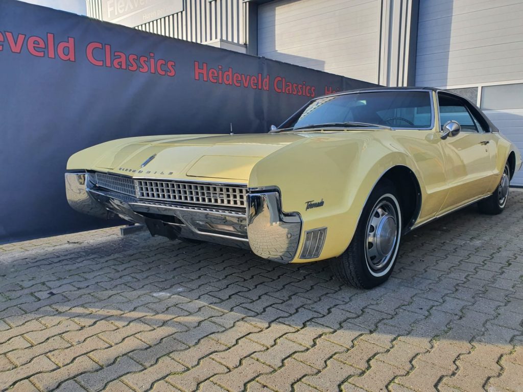 Oldsmobile - Heideveld Classics